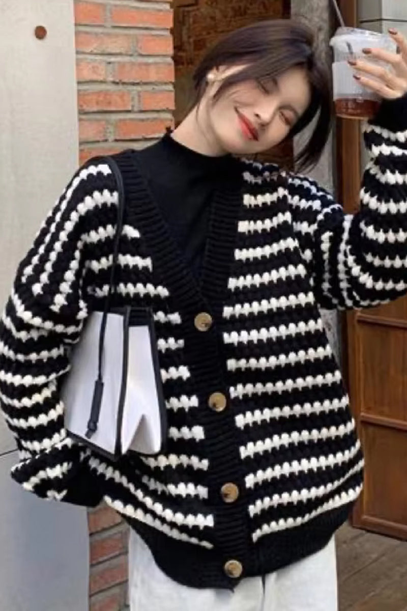 Long Sleeve Retro Black Striped Cardigan Sweater – Nada Outfit Land