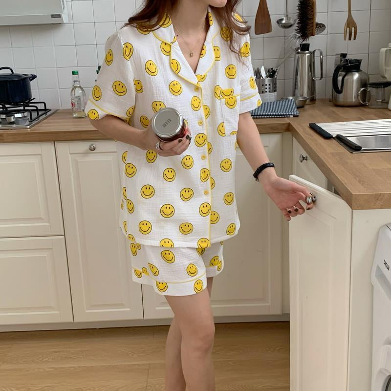 Smiley Emoji Sleepwear Short Pajamas Set – Nada Outfit Land