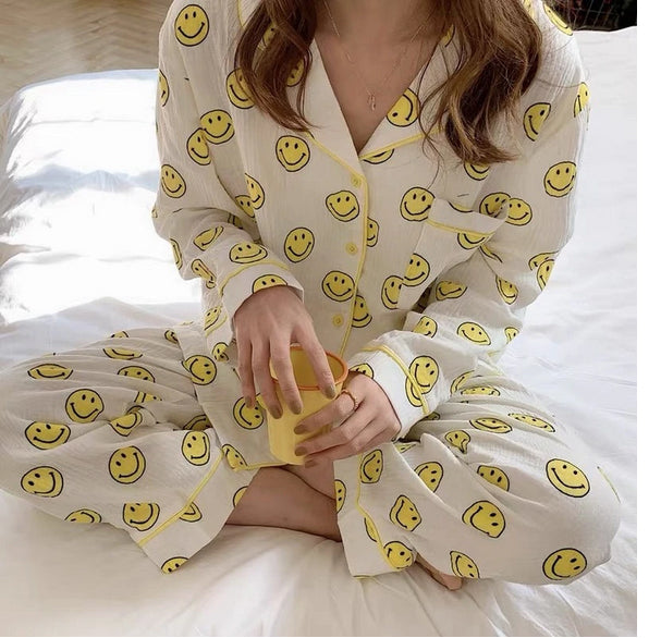 Smiley Emoji Sleepwear Long Pajamas Set – Nada Outfit Land