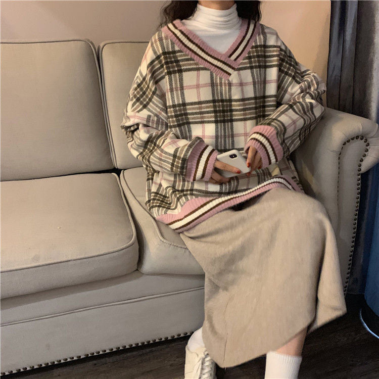 Classic V-Neck Plaid Knitted Loose Sweater – Nada Outfit Land